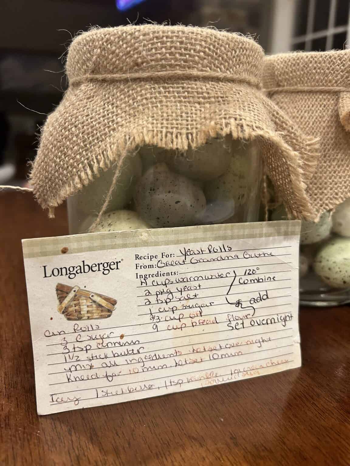 How to Make Old Fashioned Yeast Rolls From Scratch - Keep It Simple ...