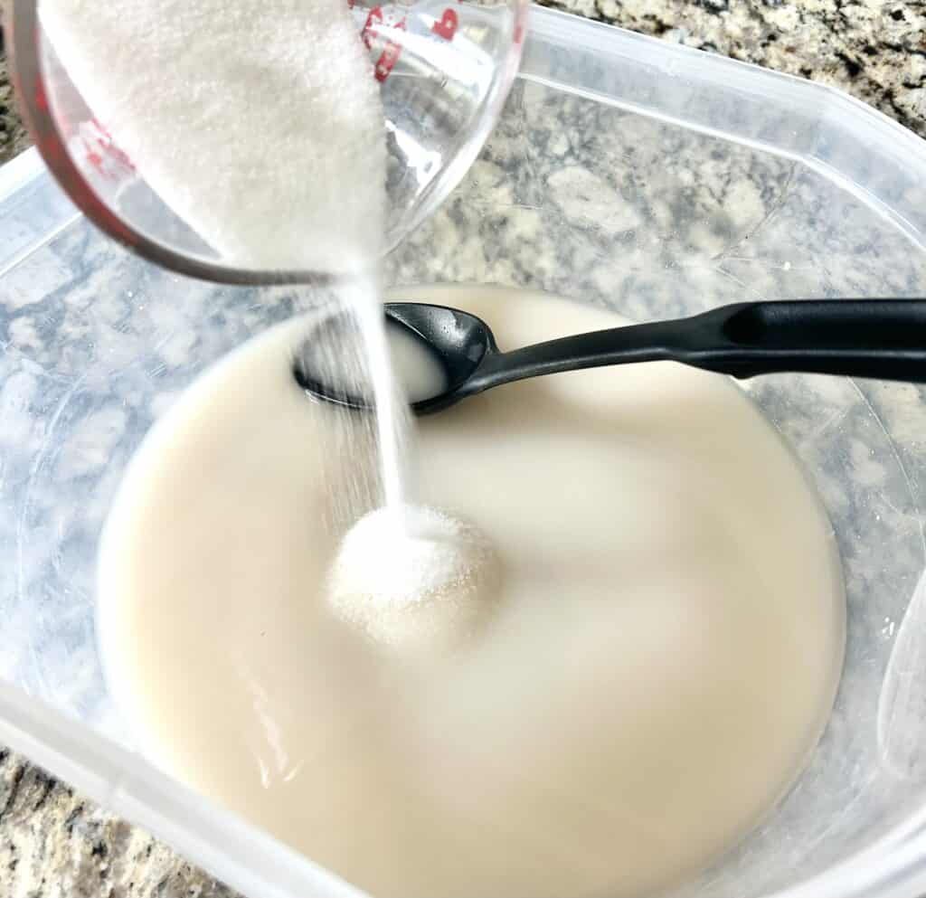 Irresistible orange glazed cinnamon rolls with a hint of almond! - Keep ...