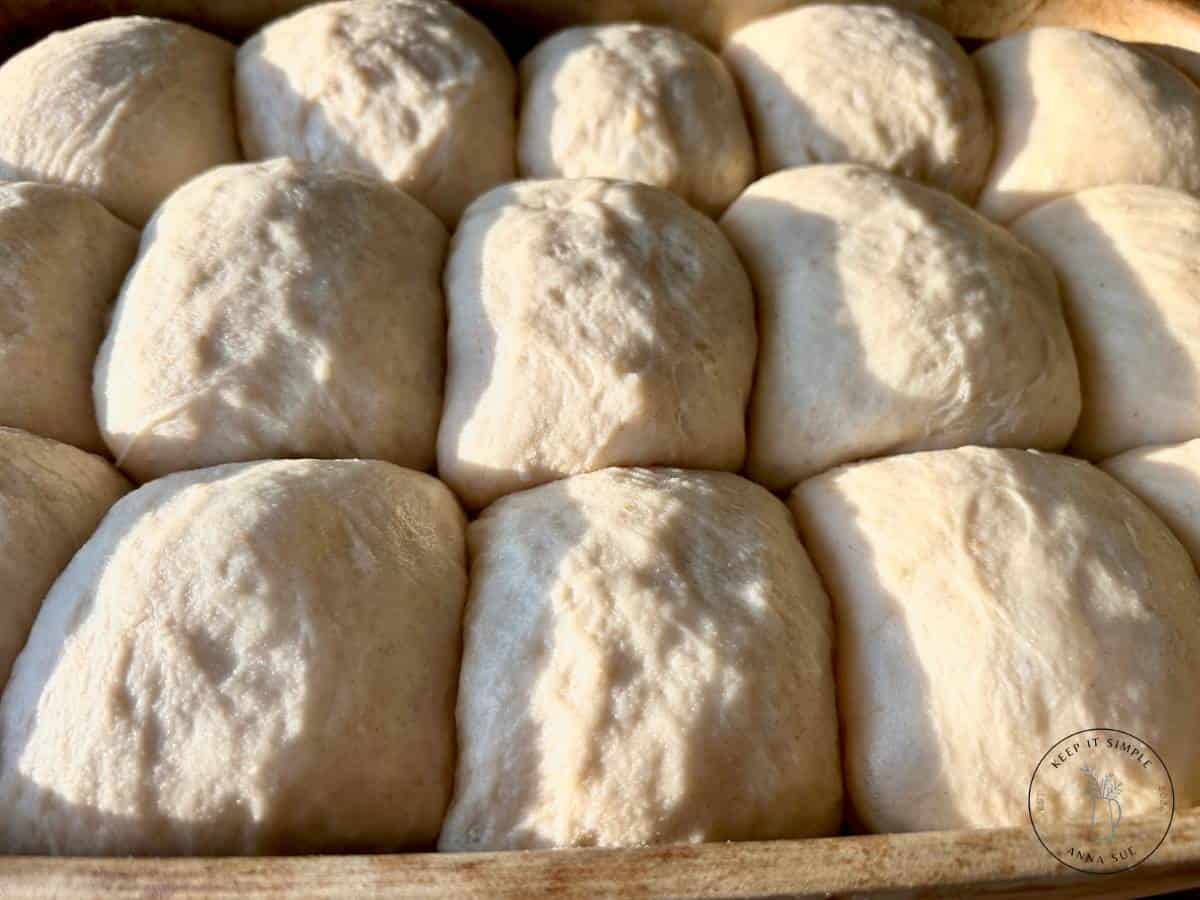 How to Make Old Fashioned Yeast Rolls Without Eggs - Keep It Simple ...