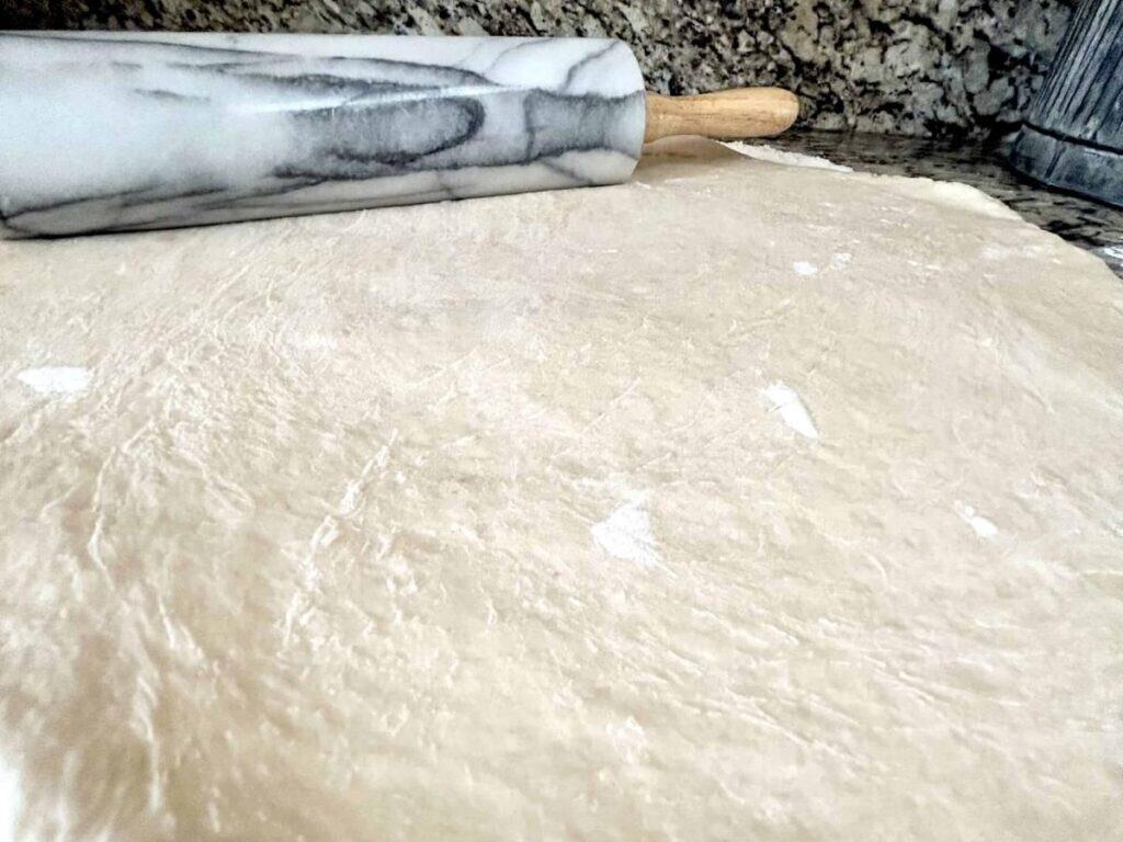 How to Make Irresistible Orange Glazed Cinnamon Yeast Rolls with a Hint ...