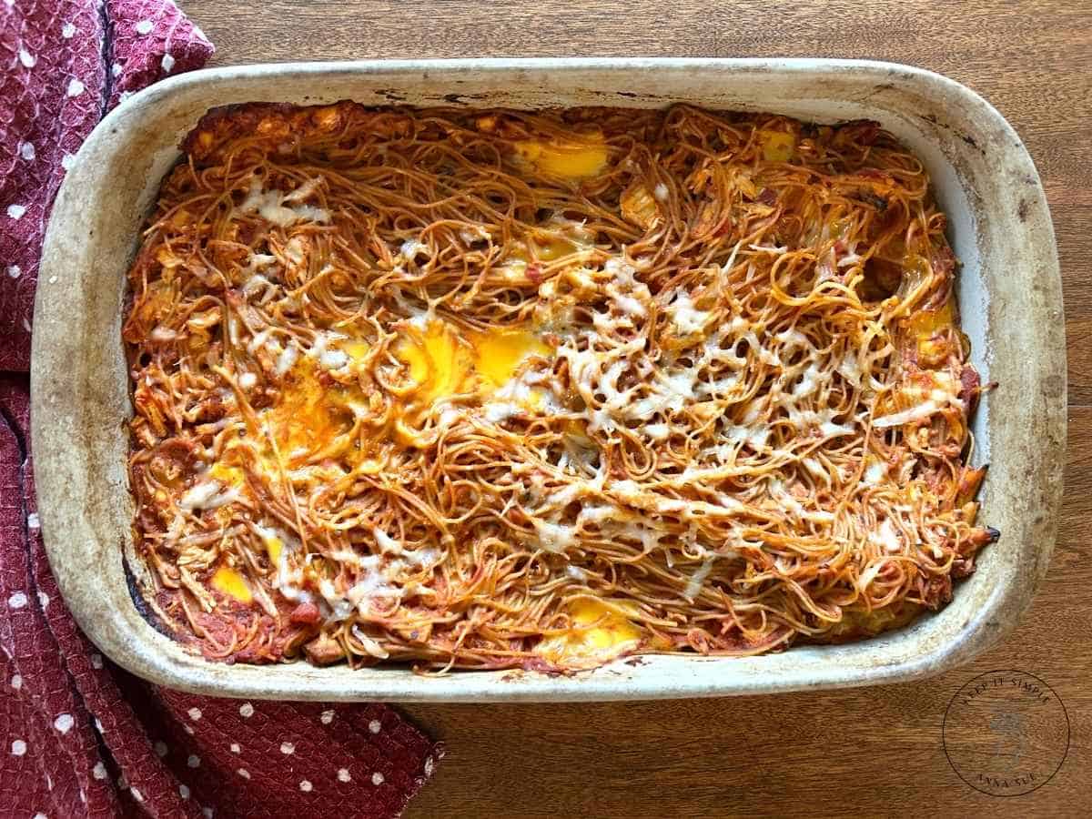 How to Make Chicken Spaghetti Pie with Velveeta Cheese - Keep It Simple ...