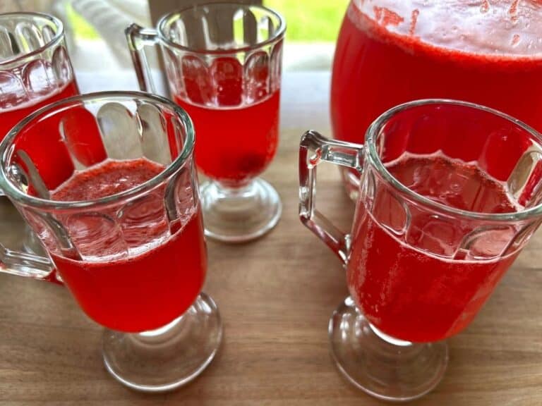 How to Make Cheery Cherry Punch (with Ginger Ale & Pineapple Juice ...